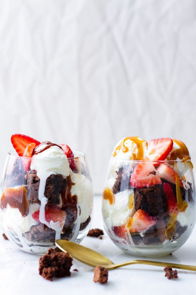 Super Easy Brownie Sundaes - Cooking For My Soul