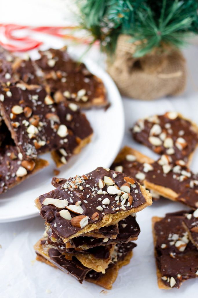 Graham Cracker Toffee Bars - Cooking For My Soul