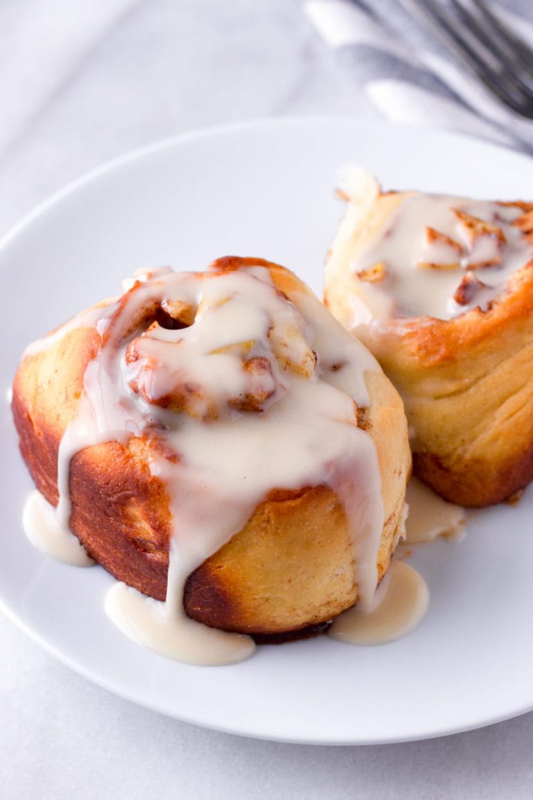 Apple Cinnamon Rolls with Maple Icing - Cooking For My Soul