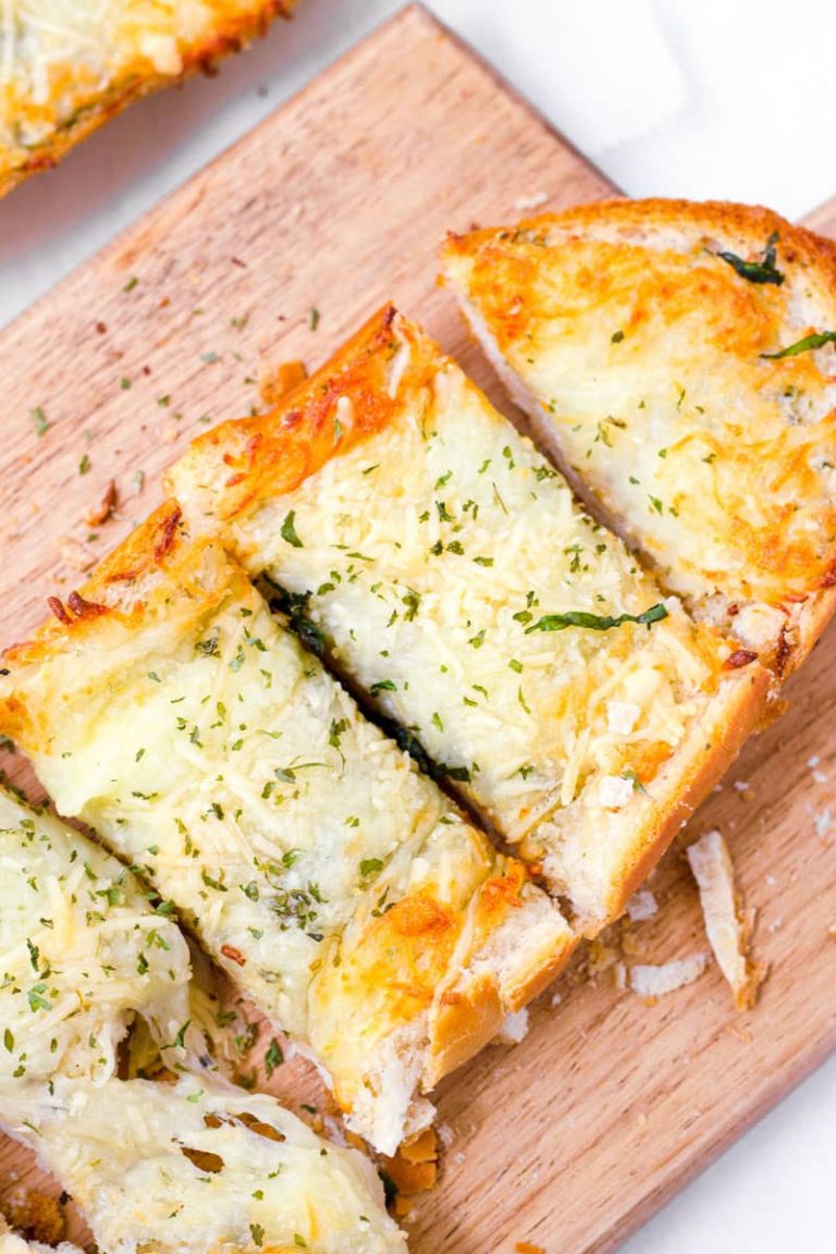 Cheesy Garlic Bread - Cooking For My Soul