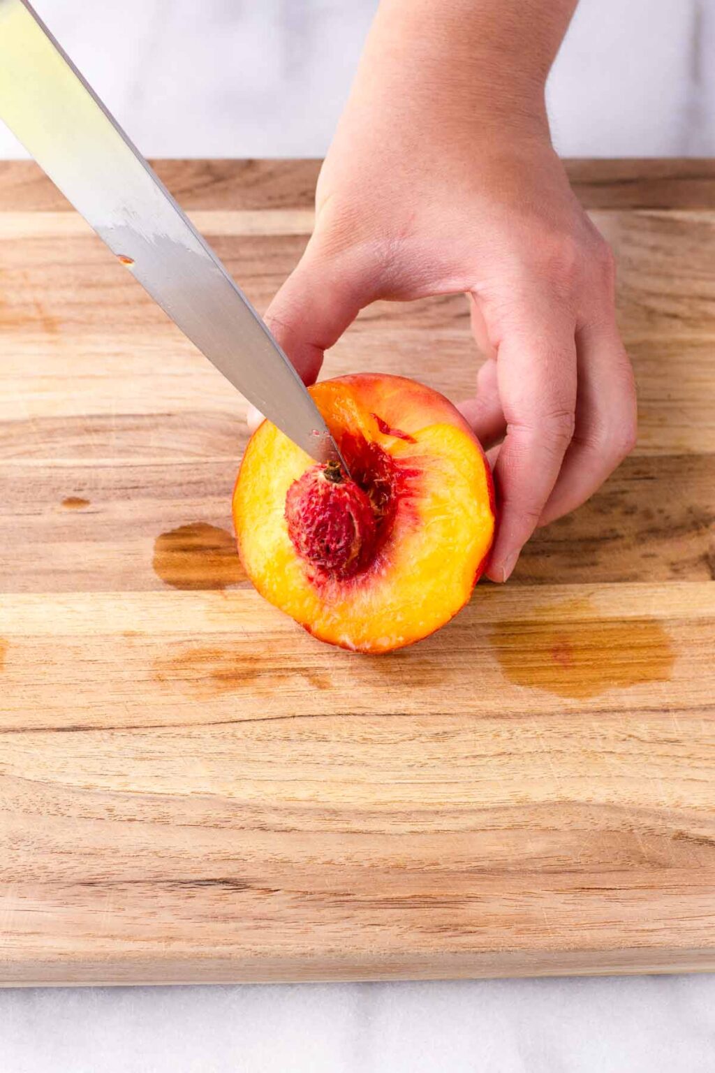 How To Cut a Peach (Tutorial) - Cooking For My Soul