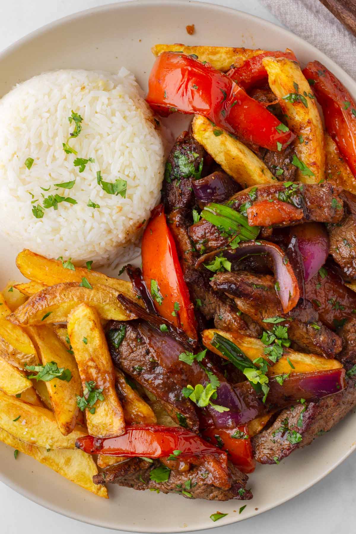 Lomo Saltado (Peruvian Beef Stir Fry) - Cooking For My Soul