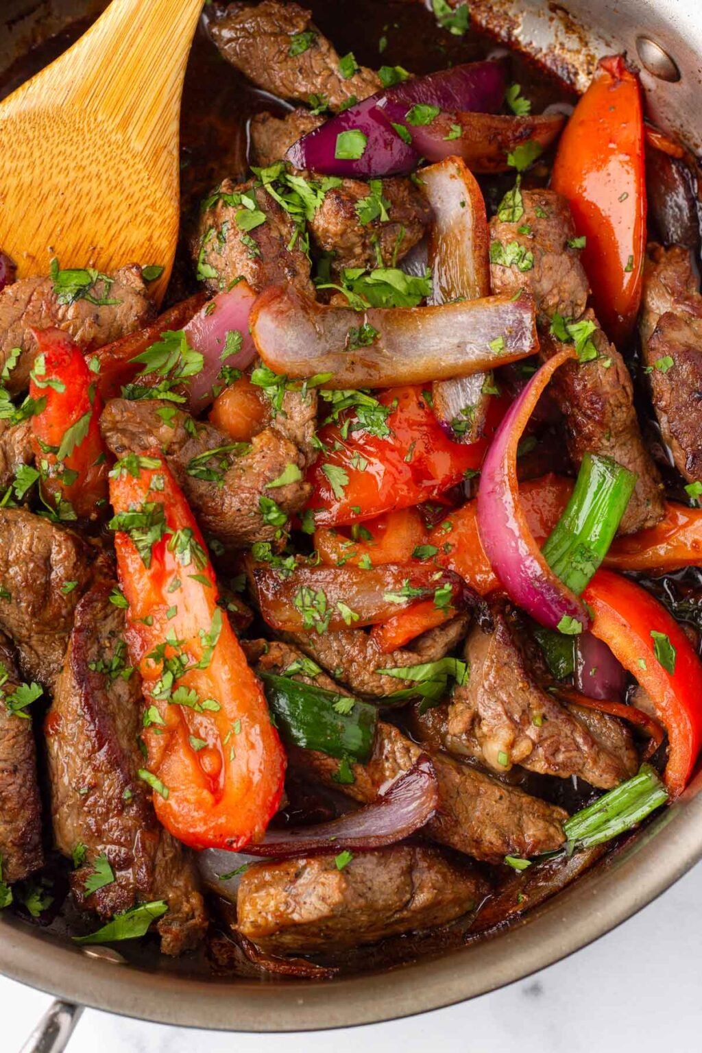 Lomo Saltado (Peruvian Beef Stir Fry) - Cooking For My Soul